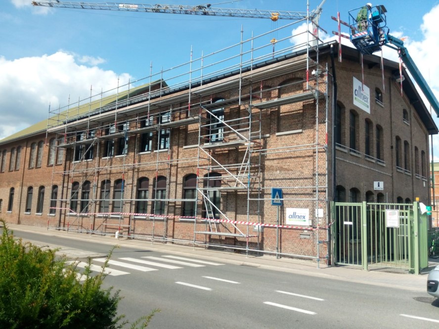 STEIGERS voor DAKWERKEN | STEICON Steigerbouw